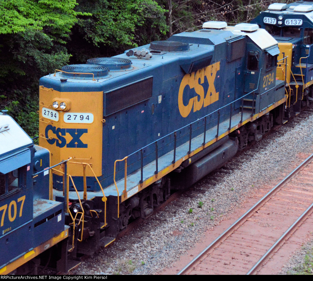 CSX 2794